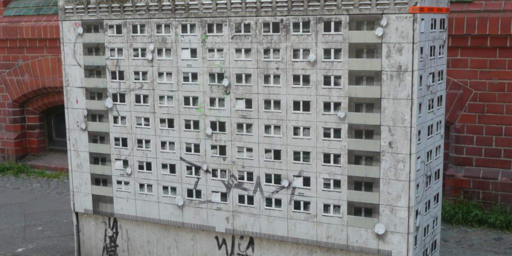 A Brief History of Stencil Art ∙ Quick, Simple and Explosive